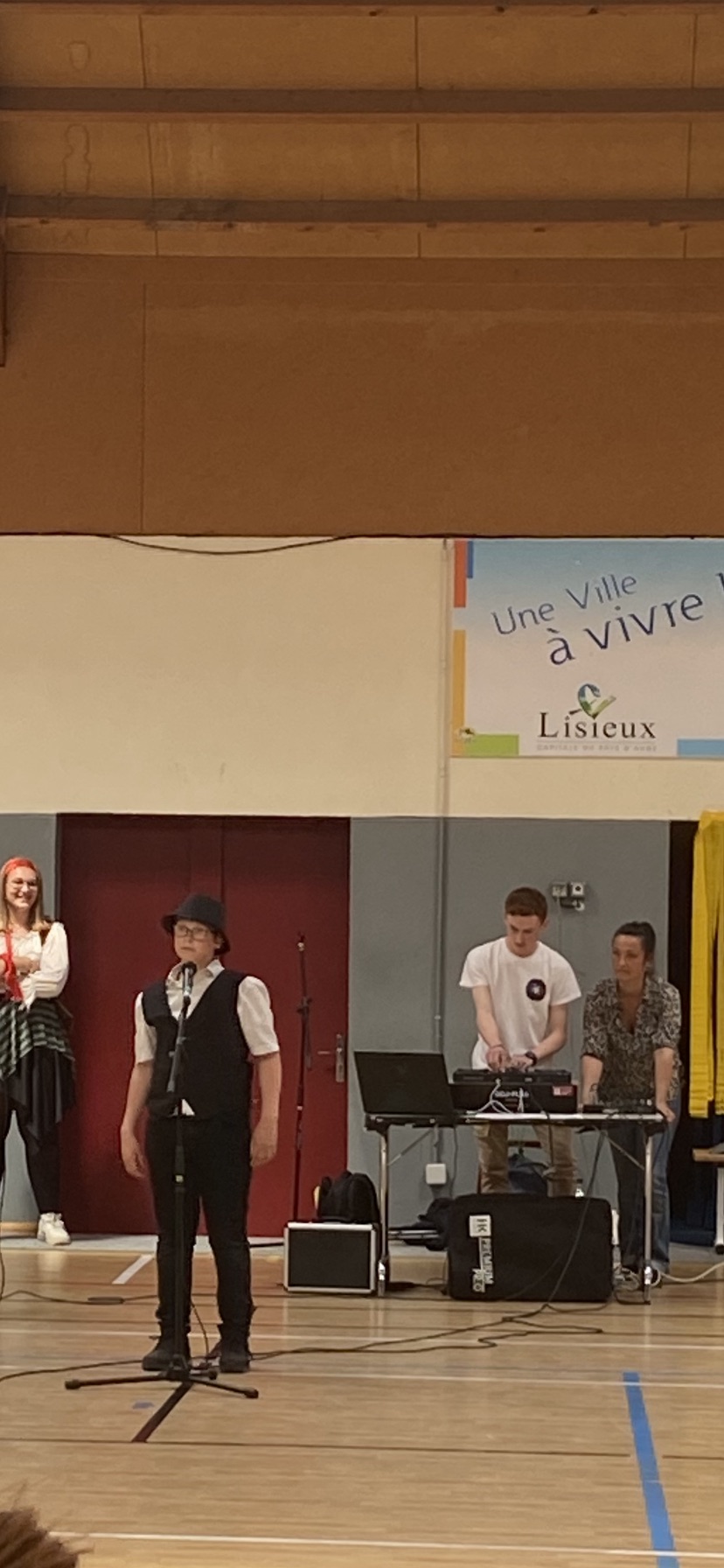 Carnaval et les incroyables talents de Michelet - Collège Michelet